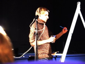 Neil Harbisson, el primer Cyborg en la historia humana | Tecnolack